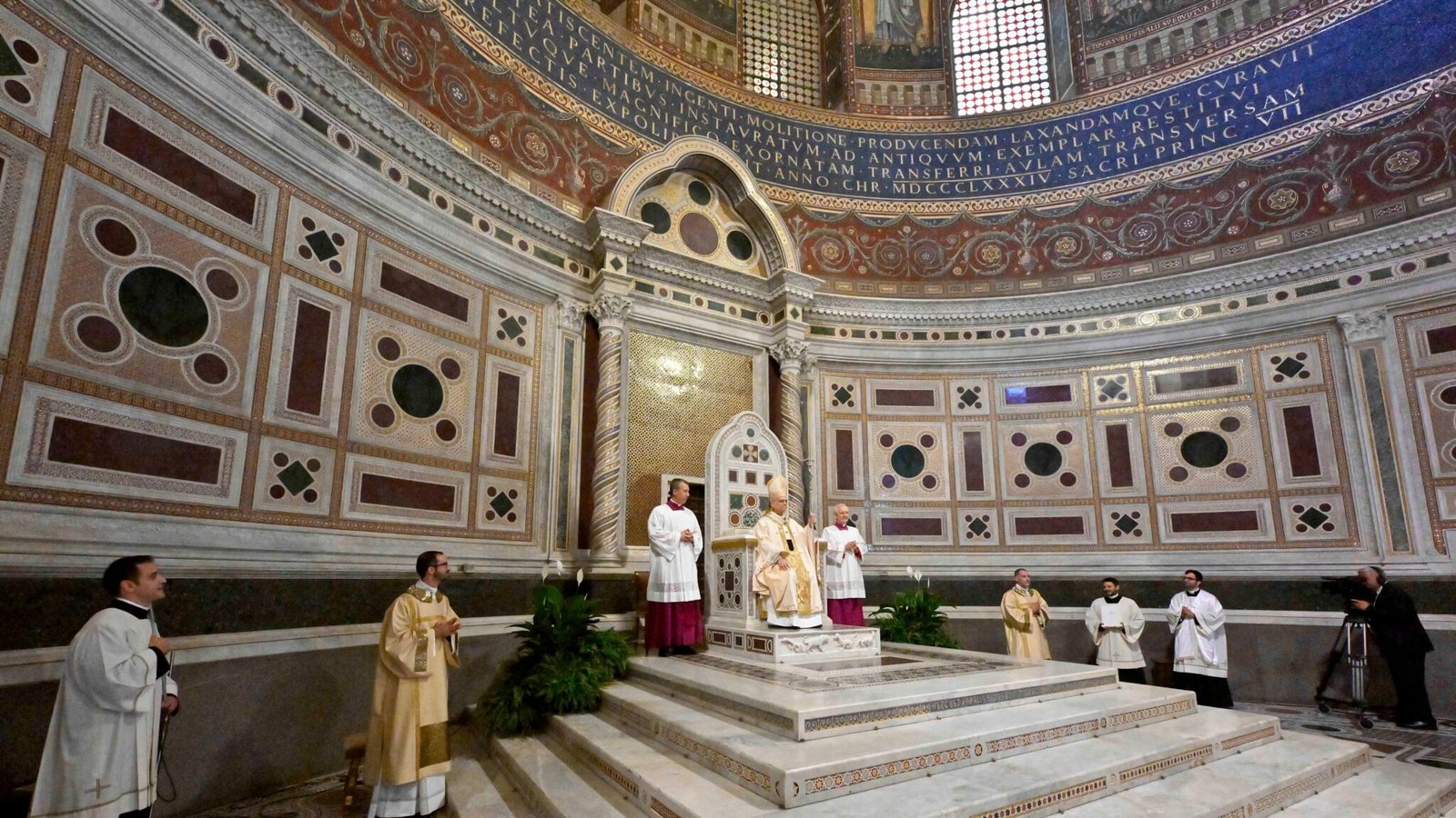 Pope Leo to Restore Holy Thursday Mass at St. John Lateran