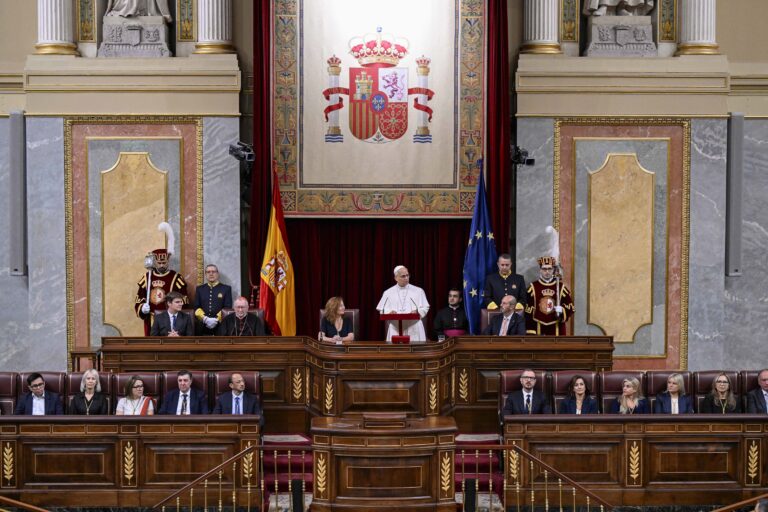 Papal Speeches to Governments on Life, War, Migration